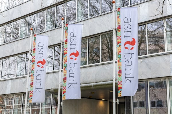 Minister van Financiën ontevreden over voortgang ASN Bank